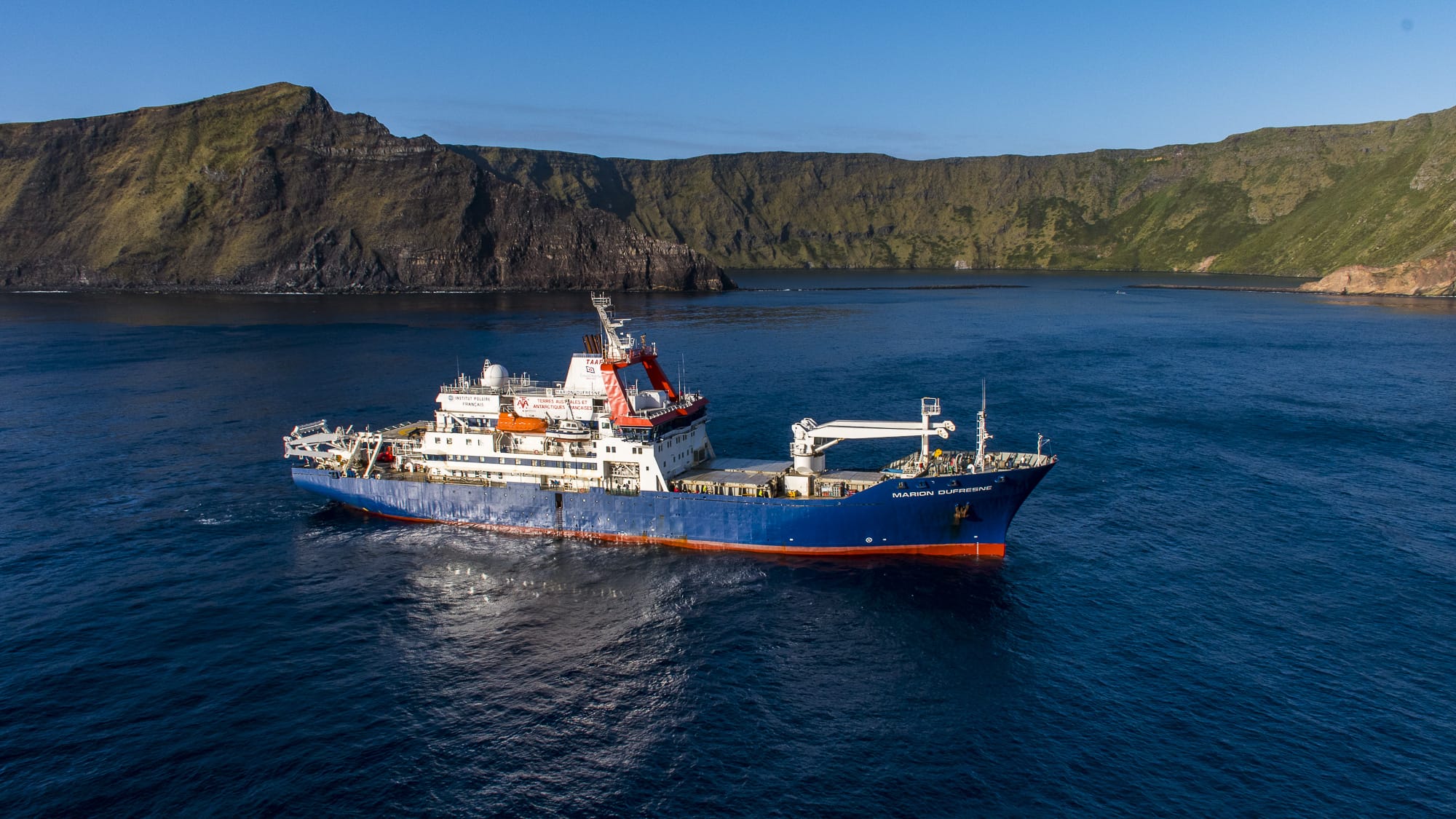 Le Marion Dufresne - Terres australes et antarctiques françaises